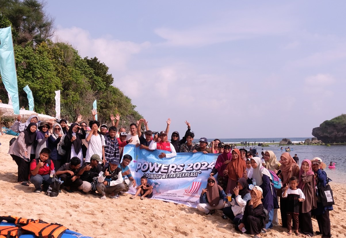 Rekreasi ke Pantai Jadi Ajang Pererat Kerukunan dan Kekompakan Warga ...